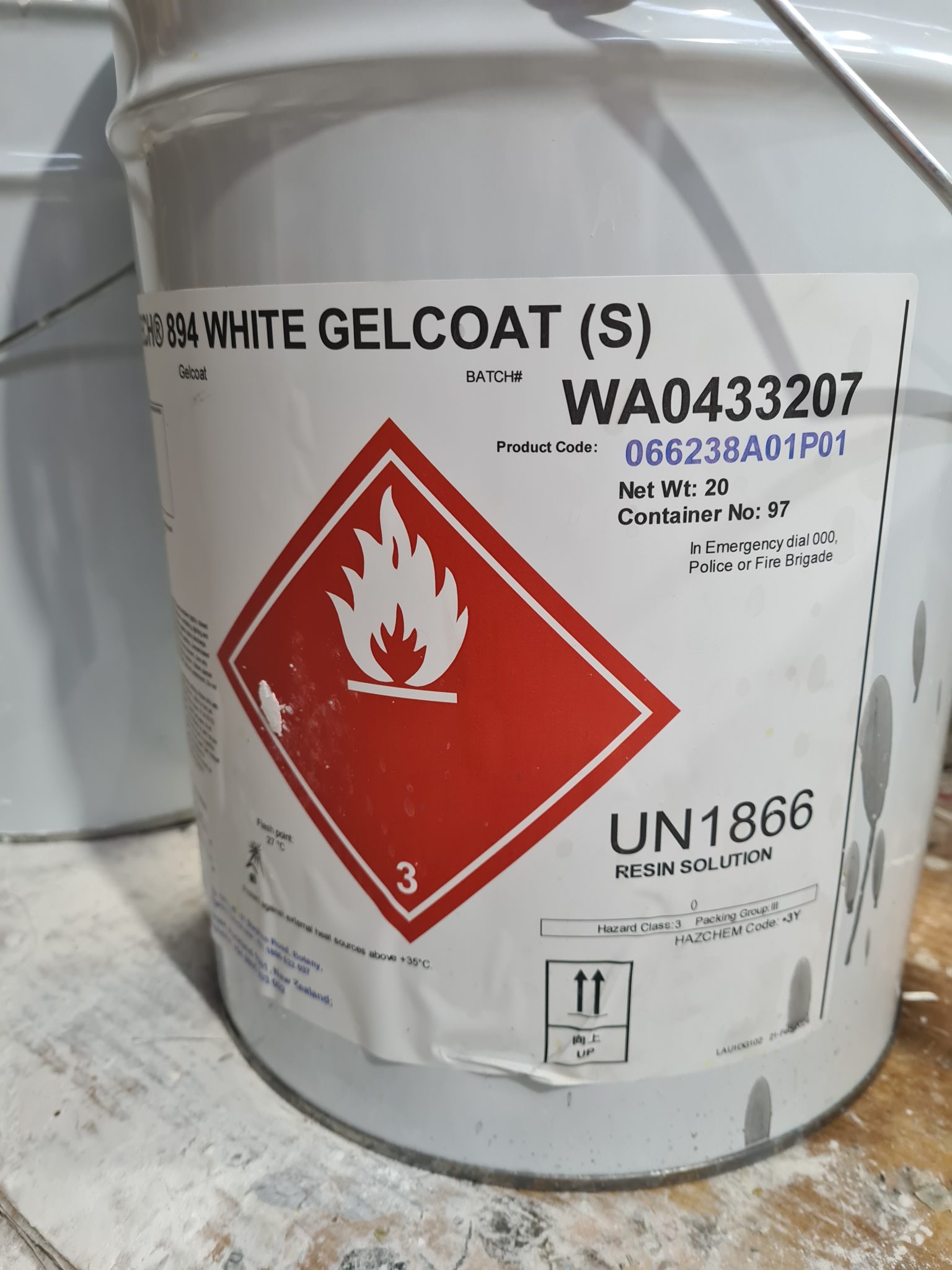 Gel Coat White or Black - Seven Hills Fibreglass and Resin